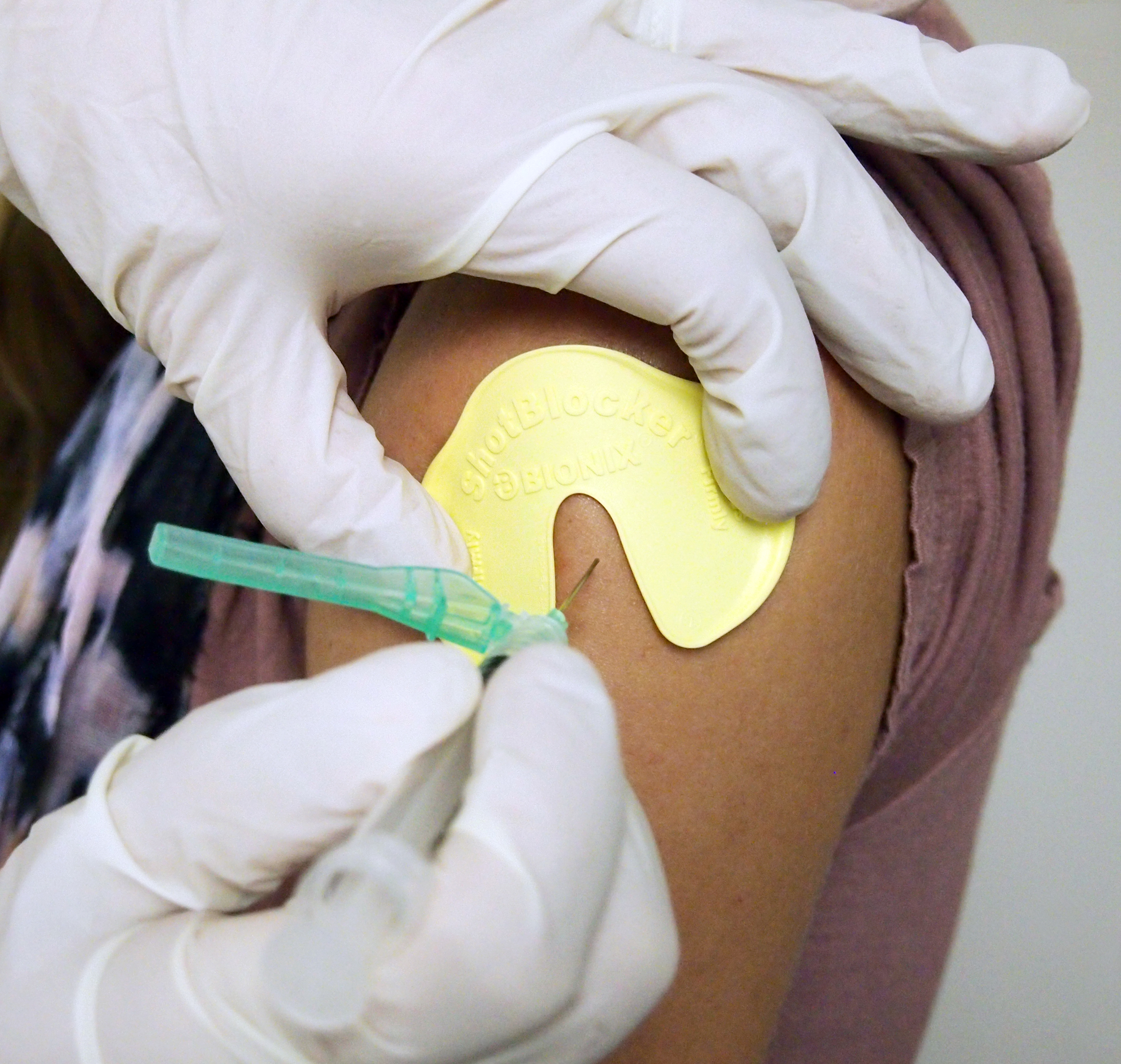 Bionix ShotBlocker Needle Pain and Anxiety Aid