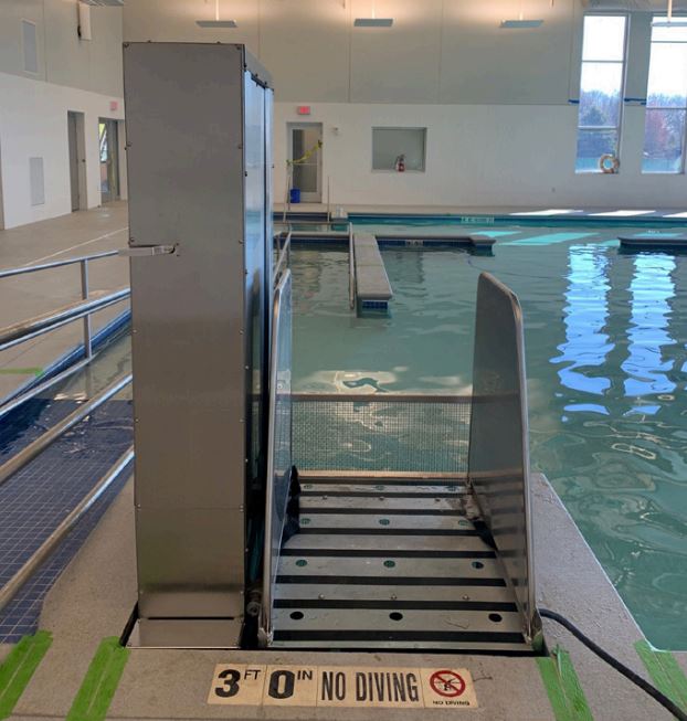 Glacier Platform ADA-Compliant Swimming Pool Lift with 600 lbs. Lifting ...