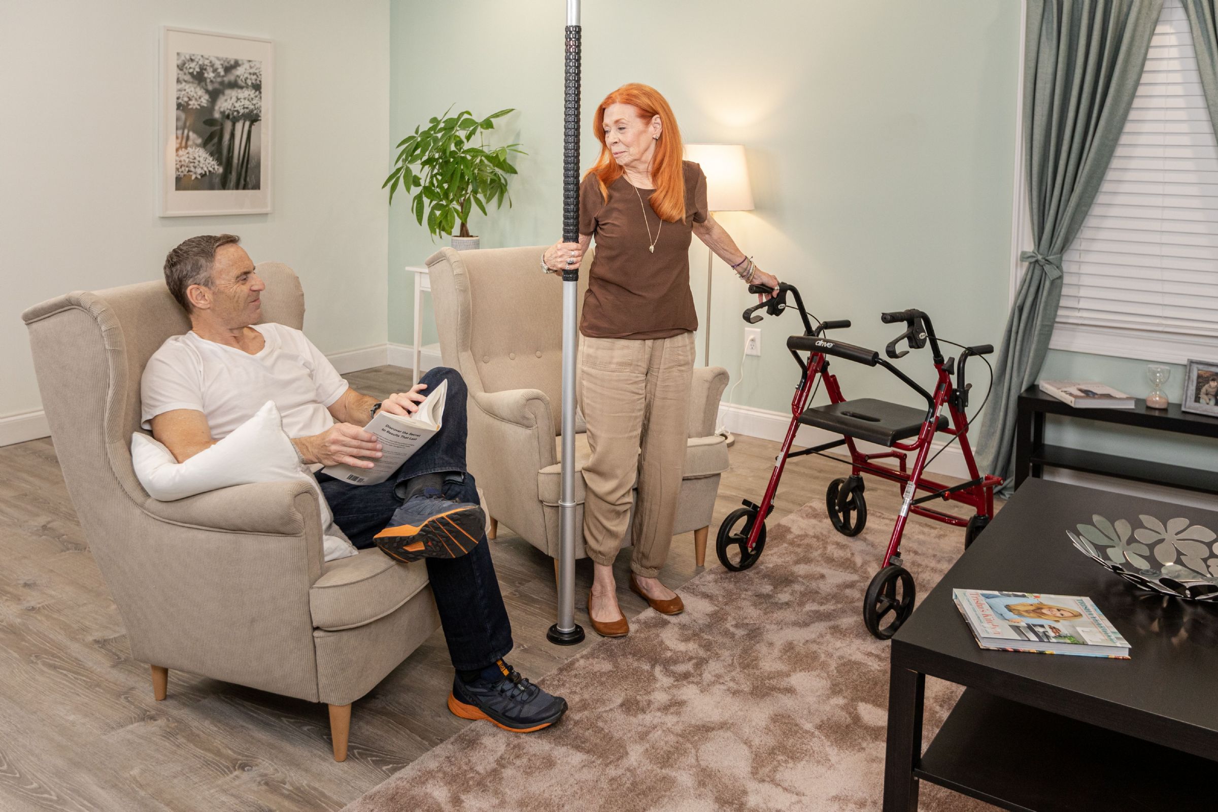 SafetyGrip Floor to Ceiling Stability Pole - The Go-Anywhere Grab Bar ...