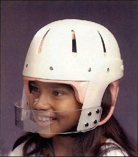 5 Best Special Needs Helmets - [Updated for 2021]