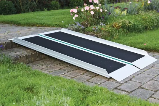 Stepless Portable Ramp System - EasyFold Pro
