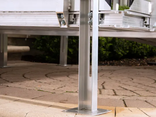 Breeze Aluminum Open-Mesh Modular Ramp