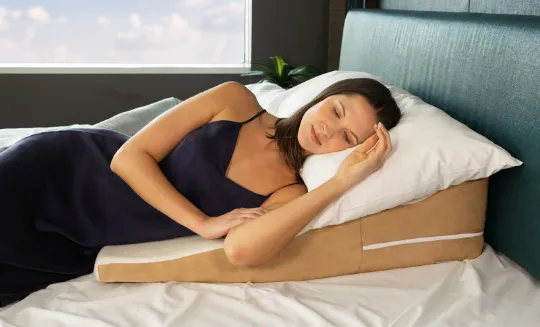 Wave Side Support Memory Foam Wedge Pillow By Avana Comfort