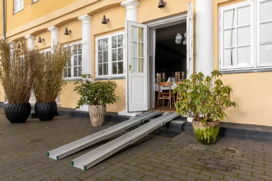 Stepless Foldable Telescoping Wheelchair Ramps