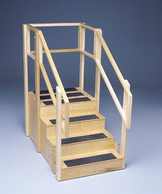 Bailey Non-Slip Straight Training Stairs with Bus Step