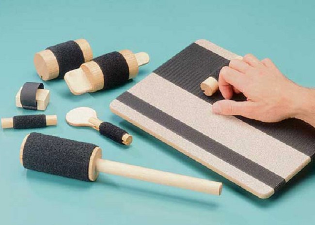 E-Z Exer-Board Hand Exercise Kit
