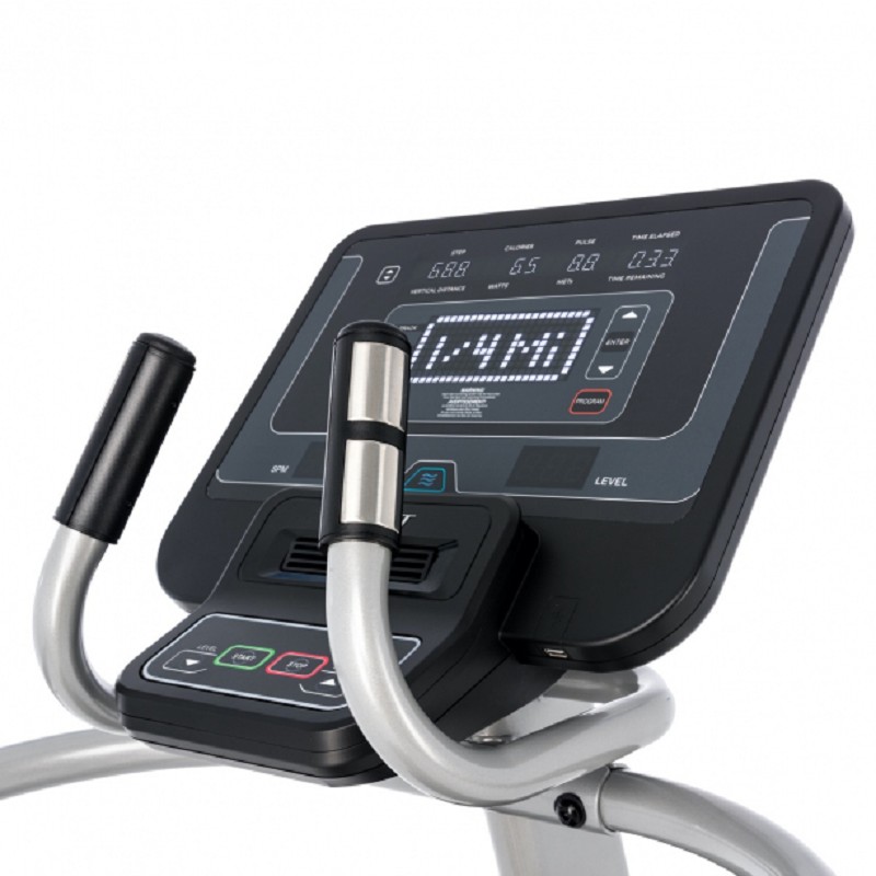 CS800 Stepper Machine for Commercial Use by Spirit Fitness